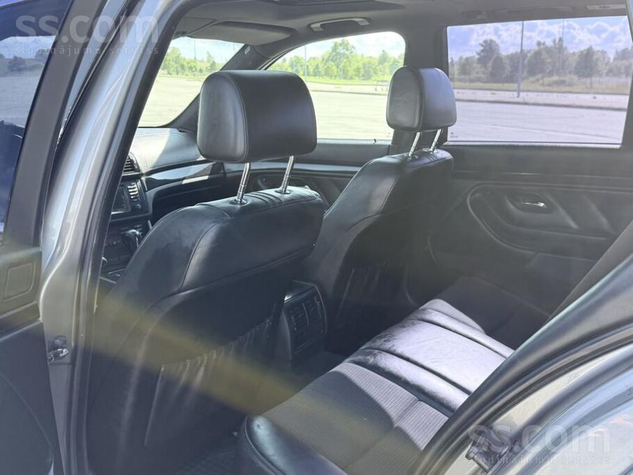 Pelēks BMW 525 2003 Rīga, ar dzinēja tilpumu 2.50 L un nobraukumu 480 tūkst. km par 2100 €, foto 10 vietnē AUTOMOTO.COM.LV