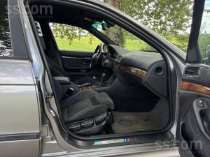 Pelēks BMW 525 2003 Jūrmala, ar dzinēja tilpumu 2.50 L un nobraukumu 630 tūkst. km par 6400 €, foto 12 vietnē AUTOMOTO.COM.LV