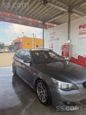 Pelēks BMW 525 2004 Rīga, ar dzinēja tilpumu 2.50 L un nobraukumu 426 tūkst. km par 3550 €, foto 2 vietnē AUTOMOTO.COM.LV