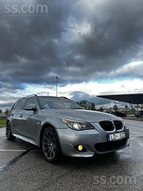 Pelēks BMW 525 2004 Rēzekne, ar dzinēja tilpumu 2.40 L un nobraukumu 468 tūkst. km par 2400 €, foto 2 vietnē AUTOMOTO.COM.LV