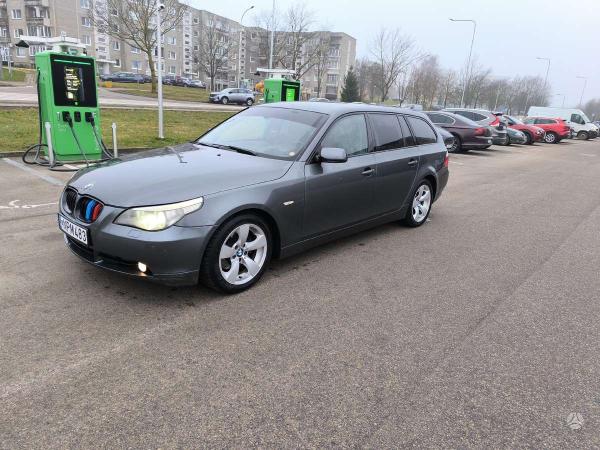 Grey BMW 525 2004 in Elektrenai, with an engine capacity of 2.50 L and mileage of 446 thousand km for 2250 €, photo 1 on AUTOMOTO.COM.LV