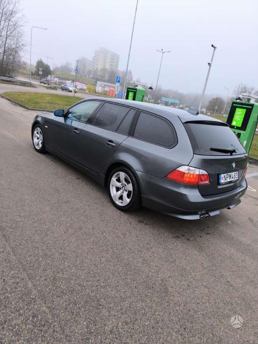Pelēks BMW 525 2004 Elektrėnai, ar dzinēja tilpumu 2.50 L un nobraukumu 446 tūkst. km par 2250 €, foto 3 vietnē AUTOMOTO.COM.LV