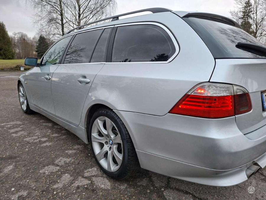 Pelēks BMW 525 2004 Plungė, ar dzinēja tilpumu 2.50 L un nobraukumu 434 tūkst. km par 2450 €, foto 10 vietnē AUTOMOTO.COM.LV