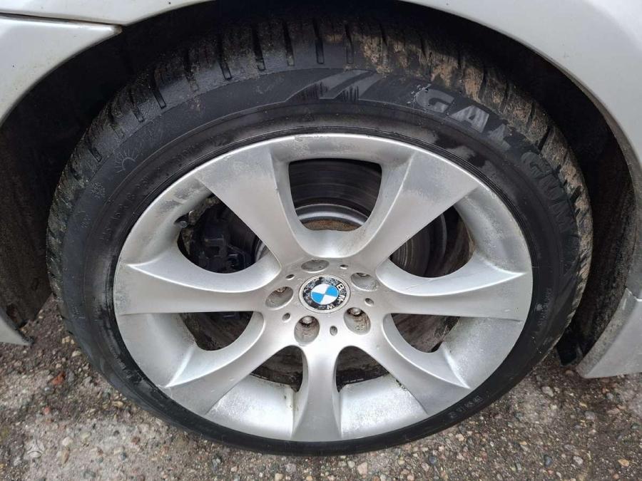 Pelēks BMW 525 2004 Plungė, ar dzinēja tilpumu 2.50 L un nobraukumu 434 tūkst. km par 2450 €, foto 14 vietnē AUTOMOTO.COM.LV