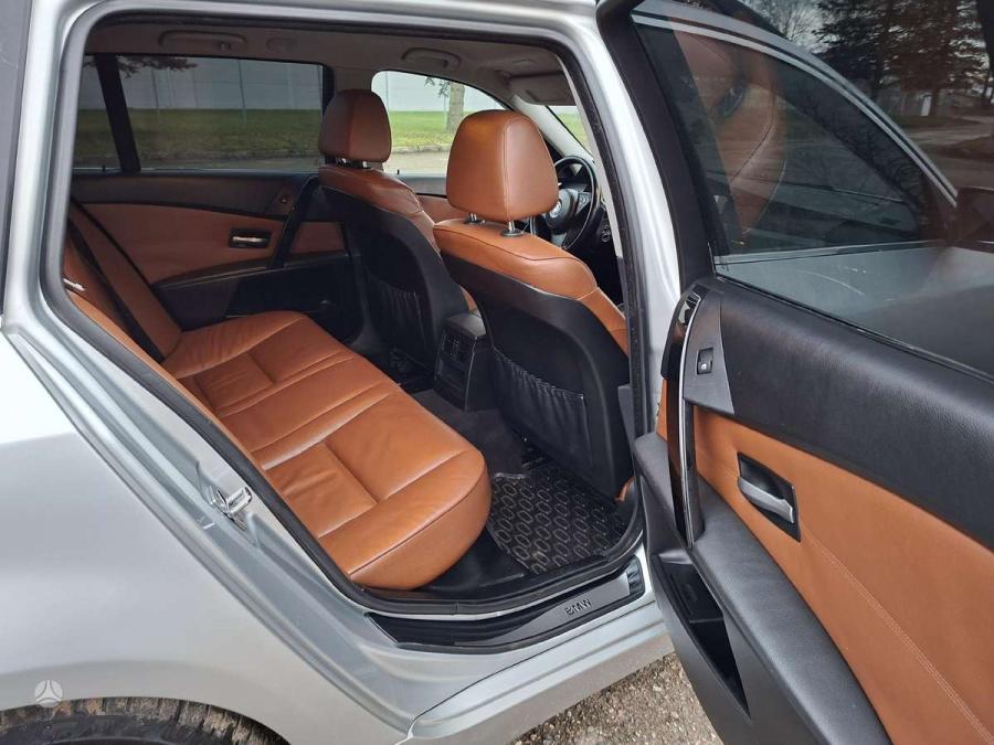 Pelēks BMW 525 2004 Plungė, ar dzinēja tilpumu 2.50 L un nobraukumu 434 tūkst. km par 2450 €, foto 21 vietnē AUTOMOTO.COM.LV