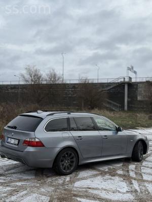 Pelēks BMW 525 2004 Rīga, ar dzinēja tilpumu 2.50 L un nobraukumu 490 tūkst. km par 3950 €, foto 4 vietnē AUTOMOTO.COM.LV