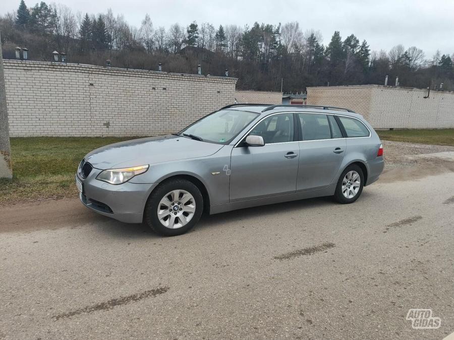 Grey BMW 525 2004 in Jonava, with an engine capacity of 2.50 L and mileage of 368 thousand km for 1850 €, photo 1 on AUTOMOTO.COM.LV