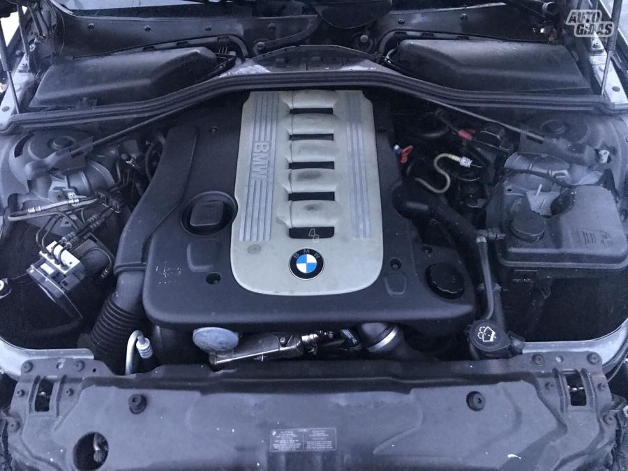 Pelēks BMW 525 2004 Šauļi, ar dzinēja tilpumu 2.50 L un nobraukumu 409 tūkst. km par 2150 €, foto 19 vietnē AUTOMOTO.COM.LV