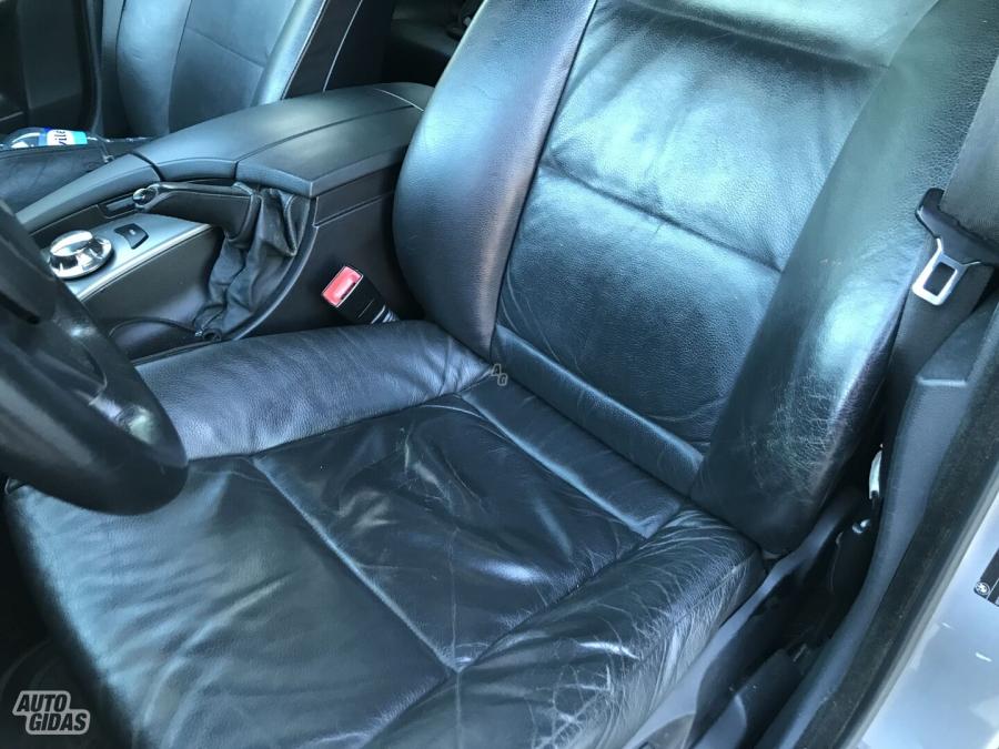 Grey BMW 525 2004 in Siauliai, with an engine capacity of 2.50 L and mileage of 409 thousand km for 2550 €, photo 23 on AUTOMOTO.COM.LV