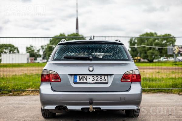 Pelēks BMW 525 2004 Rīga, ar dzinēja tilpumu 2.50 L un nobraukumu 358 tūkst. km par 3390 €, foto 8 vietnē AUTOMOTO.COM.LV