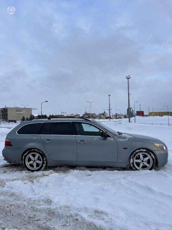 Grey BMW 525 2004 in Klaipeda, with an engine capacity of 2.50 L and mileage of 392 thousand km for 2150 €, photo 2 on AUTOMOTO.COM.LV