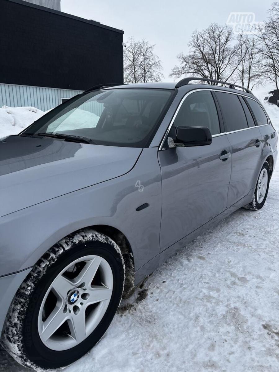 Grey BMW 525 2004 in Vilnius, with an engine capacity of 2.50 L and mileage of 444 thousand km for 2500 €, photo 4 on AUTOMOTO.COM.LV