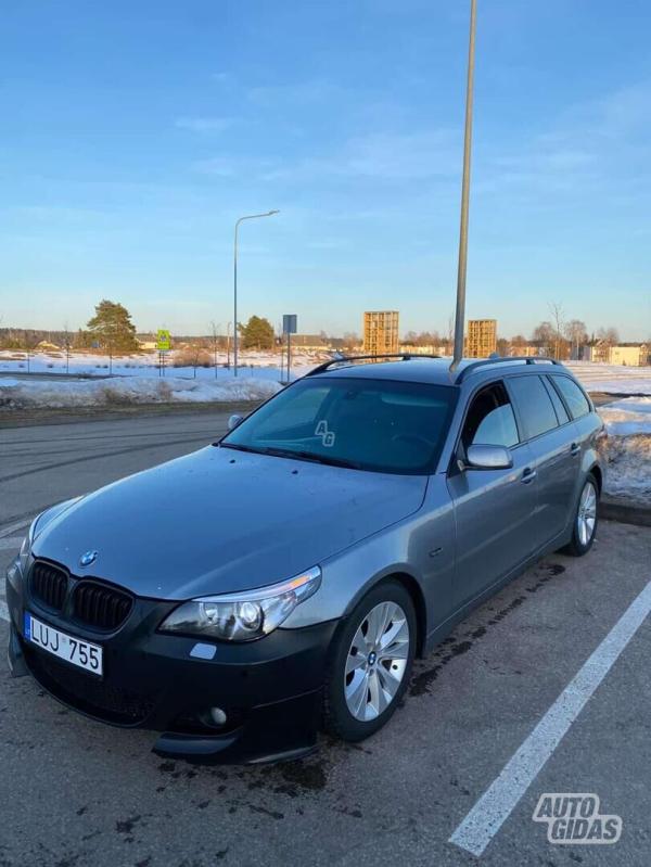 Grey BMW 525 2004 in Moletai, with an engine capacity of 2.50 L and mileage of 345 thousand km for 1900 €, photo 1 on AUTOMOTO.COM.LV