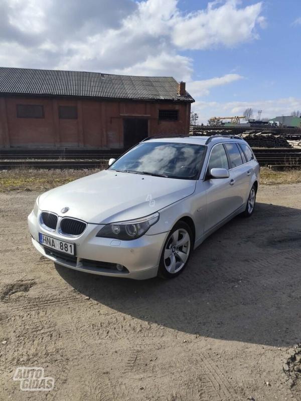 Pelēks BMW 525 2004 Kauņa, ar dzinēja tilpumu 2.50 L un nobraukumu 382 tūkst. km par 2300 €, foto 1 vietnē AUTOMOTO.COM.LV