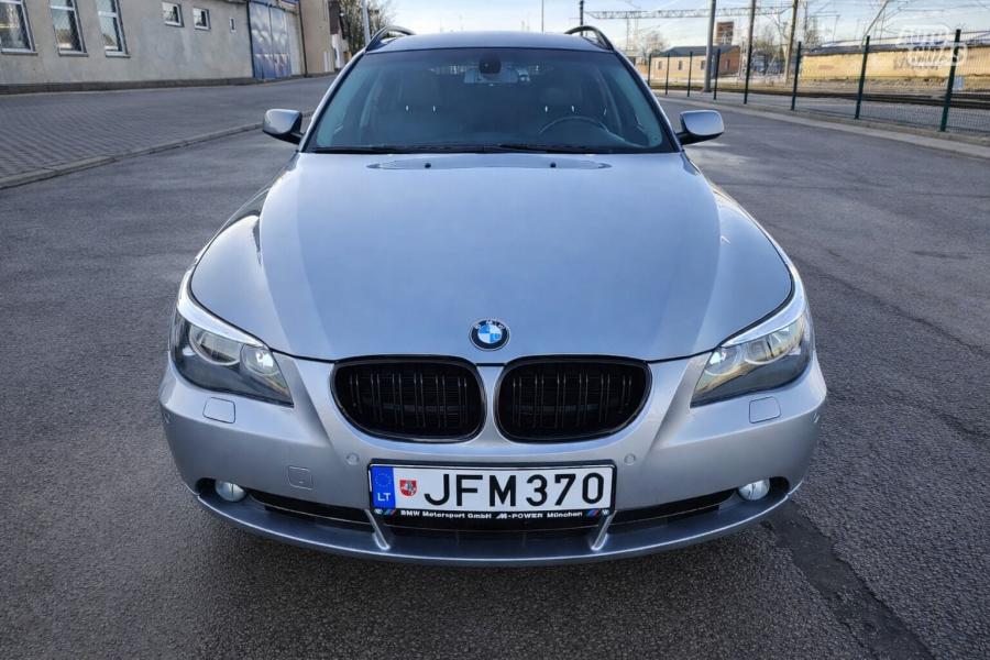 Pelēks BMW 525 2004 Šauļi, ar dzinēja tilpumu 2.50 L un nobraukumu 372 tūkst. km par 2700 €, foto 3 vietnē AUTOMOTO.COM.LV
