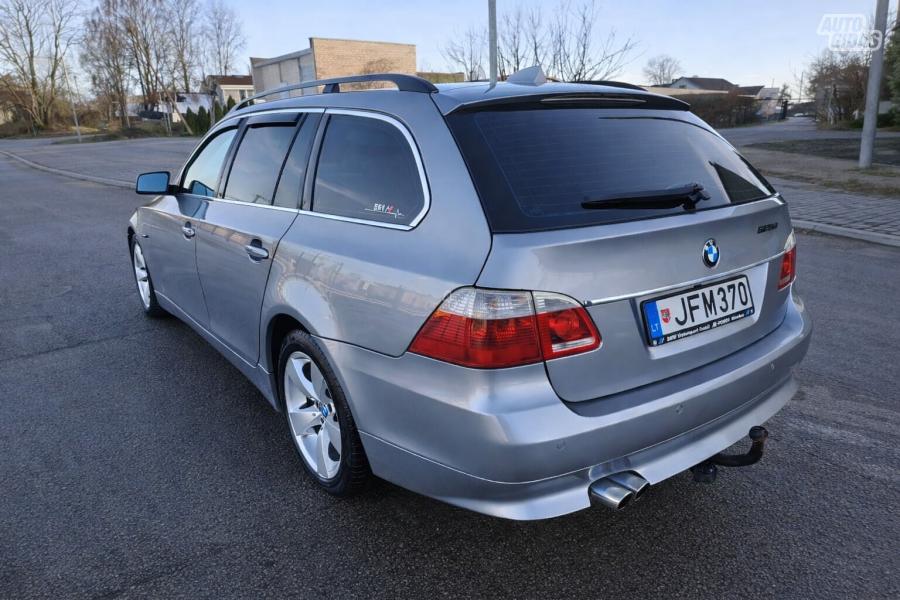 Pelēks BMW 525 2004 Šauļi, ar dzinēja tilpumu 2.50 L un nobraukumu 372 tūkst. km par 2700 €, foto 5 vietnē AUTOMOTO.COM.LV