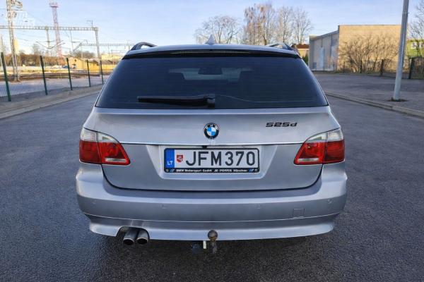 Grey BMW 525 2004 in Siauliai, with an engine capacity of 2.50 L and mileage of 372 thousand km for 2700 €, photo 5 on AUTOMOTO.COM.LV