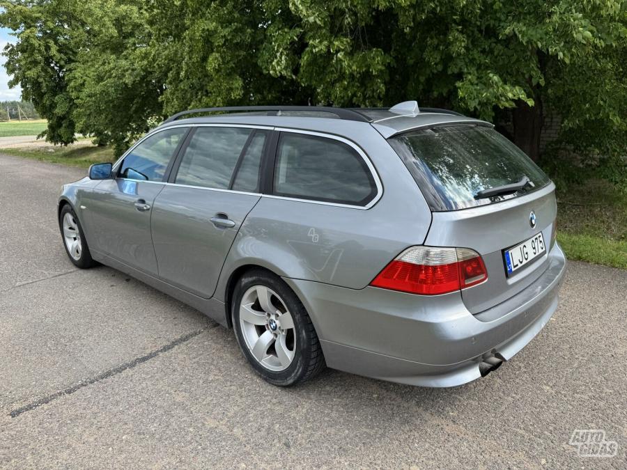 Grey BMW 525 2004 in Vilkaviskis, with an engine capacity of 2.50 L and mileage of 338 thousand km for 2700 €, photo 5 on AUTOMOTO.COM.LV