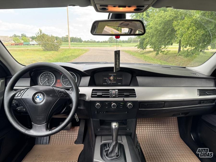 Grey BMW 525 2004 in Vilkaviskis, with an engine capacity of 2.50 L and mileage of 338 thousand km for 2700 €, photo 7 on AUTOMOTO.COM.LV