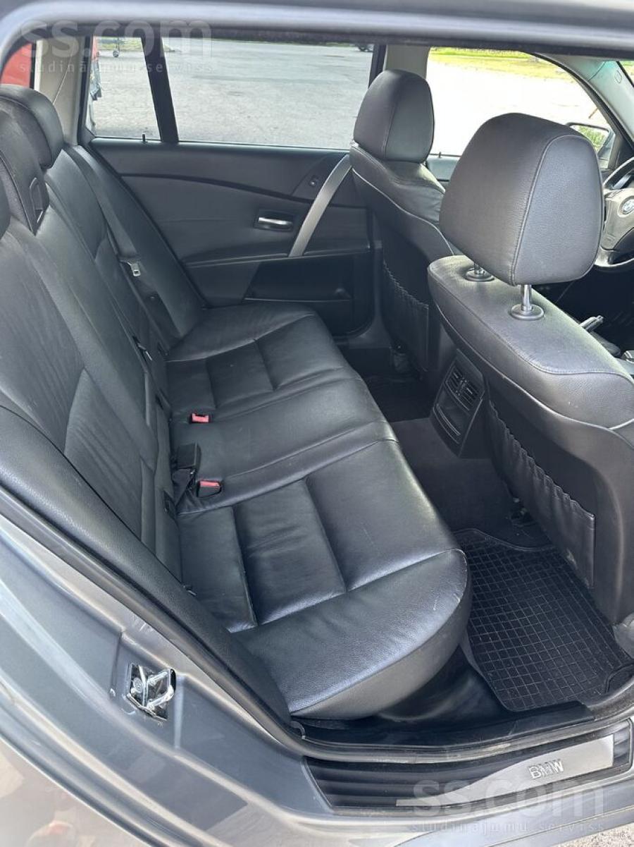 Grey BMW 525 2004 in Jelgava, with an engine capacity of 2.50 L and mileage of 0 thousand km for 3550 €, photo 13 on AUTOMOTO.COM.LV