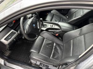 Grey BMW 525 2004 in Riga, with an engine capacity of 2.50 L and mileage of 0 thousand km for 3990 €, photo 7 on AUTOMOTO.COM.LV