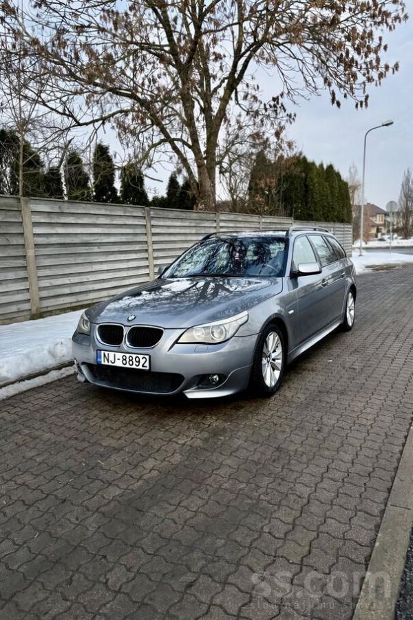 Серый БМВ 525 2004 в Елгава, объемом двигателя 2.50 л и пробегом 435 тыс. км за 2450 €, фото 2 на AUTOMOTO.COM.LV