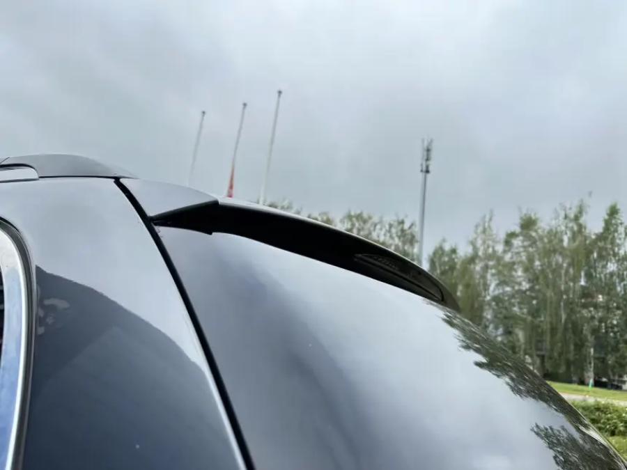 Grey BMW 525 2004 in Riga, with an engine capacity of 2.50 L and mileage of 293 thousand km for 3290 €, photo 18 on AUTOMOTO.COM.LV