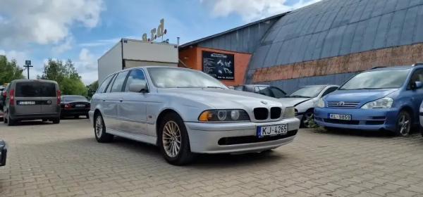 Pelēks BMW 525 2004 Valmiera, ar dzinēja tilpumu 2.50 L un nobraukumu 255 tūkst. km par 1100 €, foto 1 vietnē AUTOMOTO.COM.LV