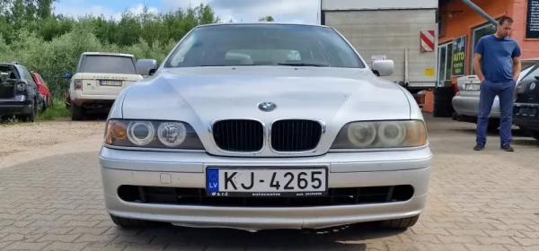 Серый БМВ 525 2004 в Валмиера, объемом двигателя 2.50 л и пробегом 255 тыс. км за 1100 €, фото 8 на AUTOMOTO.COM.LV