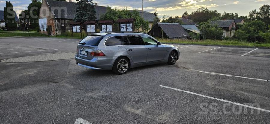Pelēks BMW 525 2004 Kuldīga, ar dzinēja tilpumu 3.00 L un nobraukumu 382 tūkst. km par 2980 €, foto 5 vietnē AUTOMOTO.COM.LV
