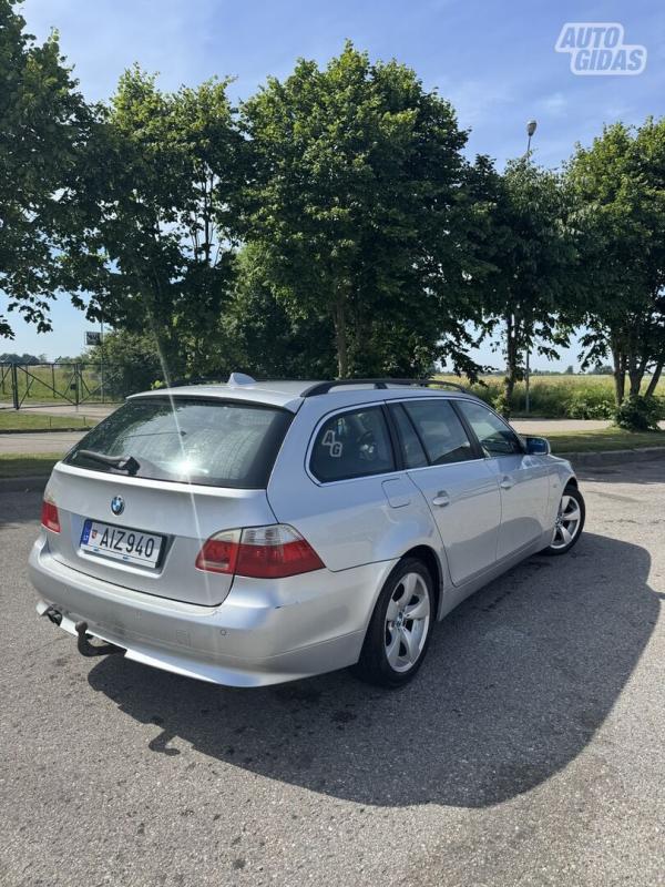Pelēks BMW 525 2004 Klaipėda, ar dzinēja tilpumu 2.50 L un nobraukumu 280 tūkst. km par 1950 €, foto 4 vietnē AUTOMOTO.COM.LV