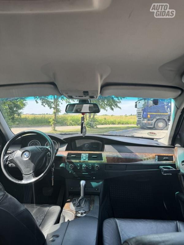 Pelēks BMW 525 2004 Klaipėda, ar dzinēja tilpumu 2.50 L un nobraukumu 280 tūkst. km par 1850 €, foto 7 vietnē AUTOMOTO.COM.LV