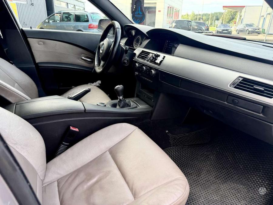 Grey BMW 525 2004 in Kaunas, with an engine capacity of 0.00 L and mileage of 383 thousand km for 3800 €, photo 7 on AUTOMOTO.COM.LV