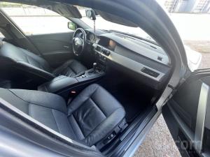 Pelēks BMW 525 2004 Ogre, ar dzinēja tilpumu 2.50 L un nobraukumu 320 tūkst. km par 6150 €, foto 12 vietnē AUTOMOTO.COM.LV