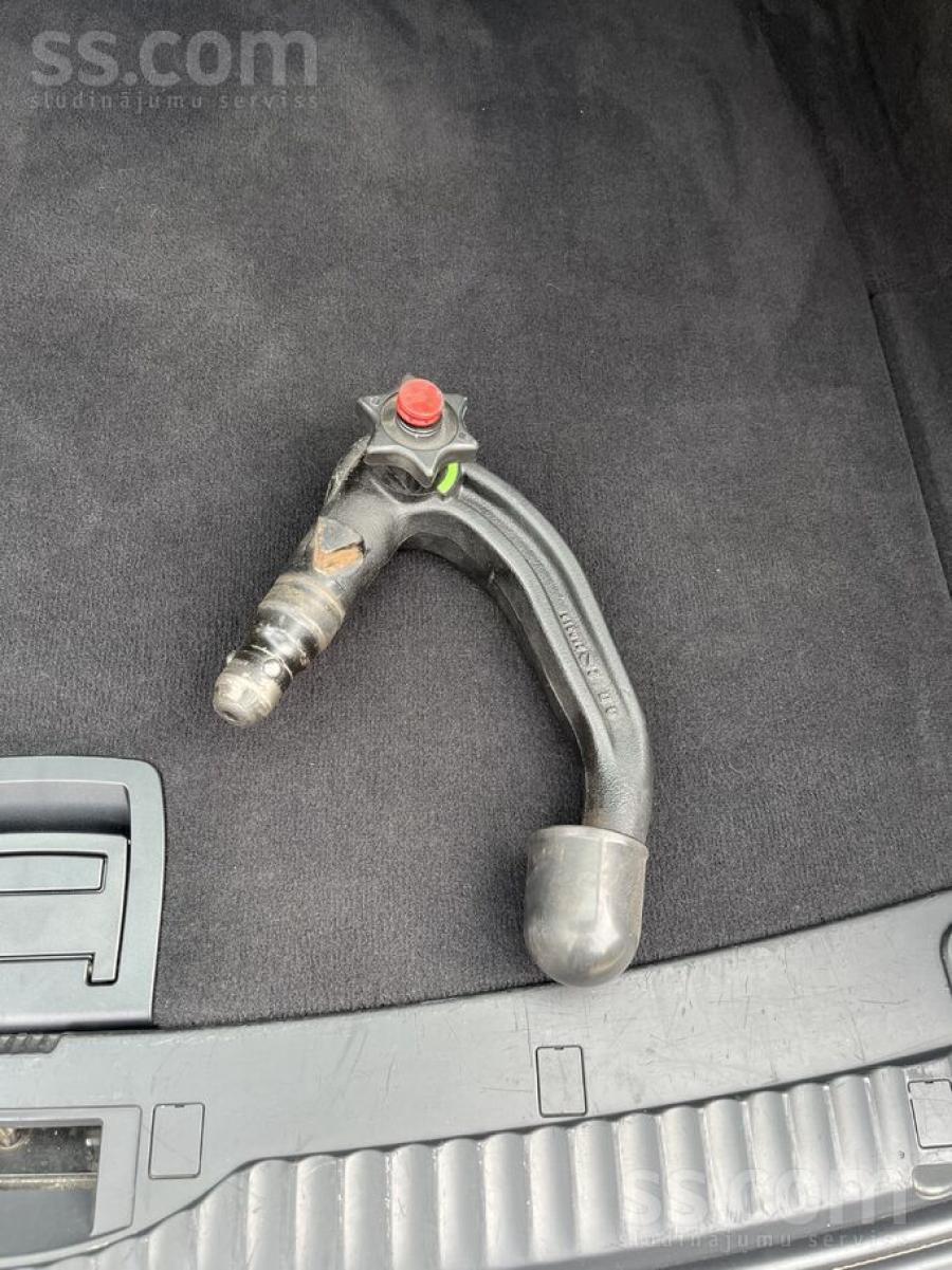 Pelēks BMW 525 2004 Ogre, ar dzinēja tilpumu 2.50 L un nobraukumu 320 tūkst. km par 6150 €, foto 19 vietnē AUTOMOTO.COM.LV