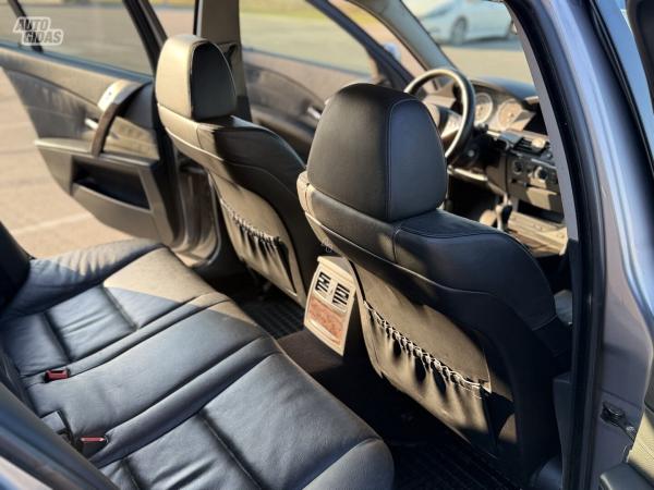 Pelēks BMW 525 2004 Kauņa, ar dzinēja tilpumu 2.50 L un nobraukumu 415 tūkst. km par 2800 €, foto 11 vietnē AUTOMOTO.COM.LV