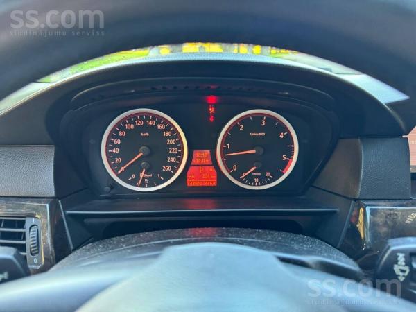 Pelēks BMW 525 2004 Rīga, ar dzinēja tilpumu 2.50 L un nobraukumu 444 tūkst. km par 2450 €, foto 8 vietnē AUTOMOTO.COM.LV