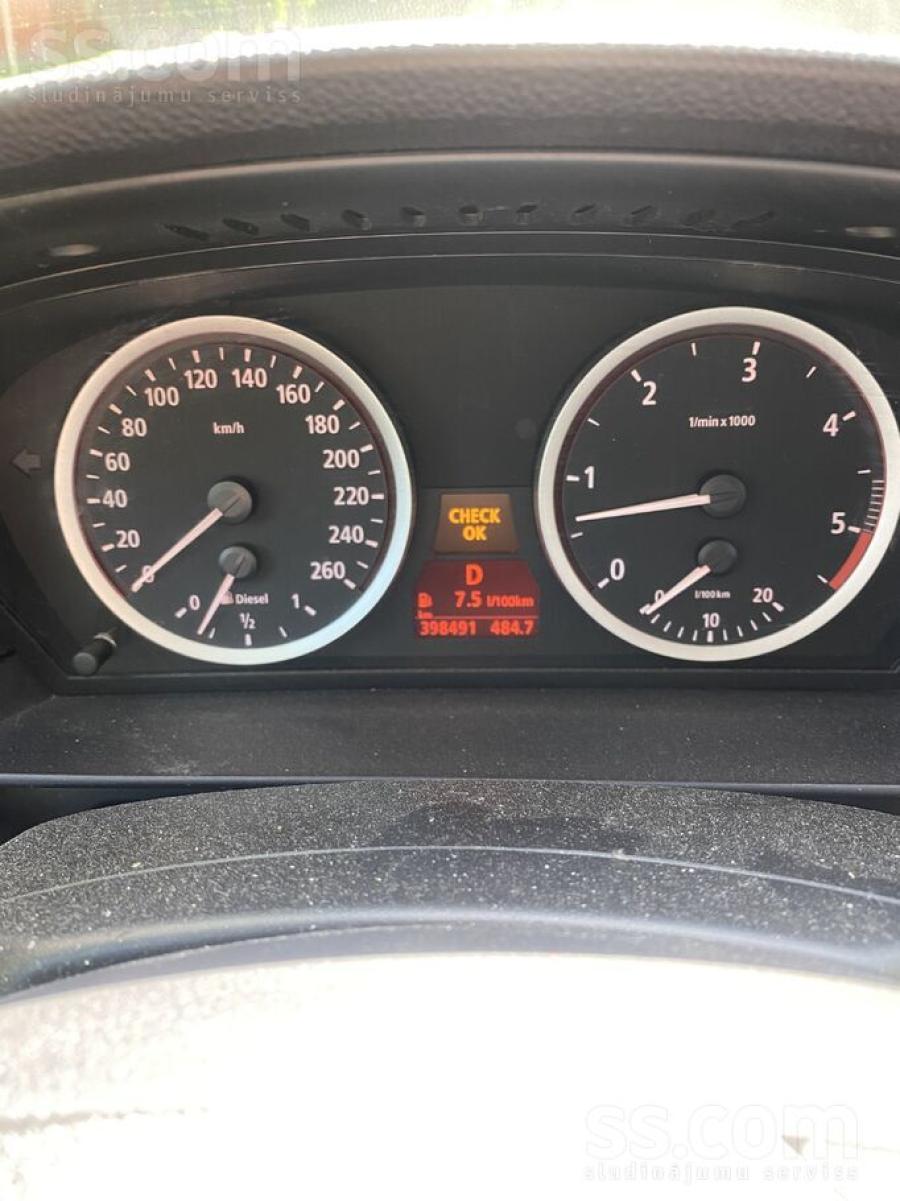 Pelēks BMW 525 2005 Kuldīga, ar dzinēja tilpumu 2.50 L un nobraukumu 398 tūkst. km par 3000 €, foto 11 vietnē AUTOMOTO.COM.LV