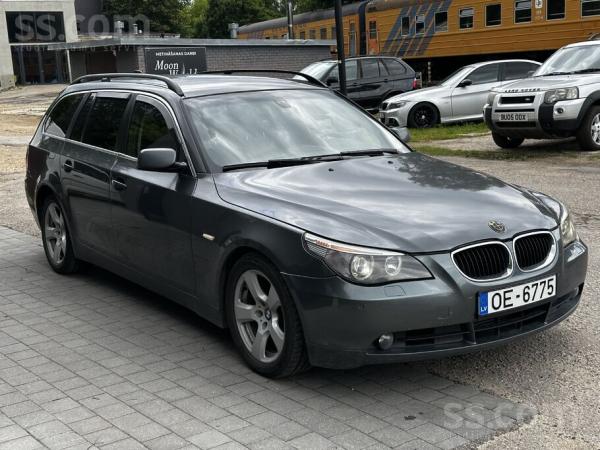 Grey BMW 525 2005 in Riga, with an engine capacity of 3.00 L and mileage of 318 thousand km for 3200 €, photo 3 on AUTOMOTO.COM.LV