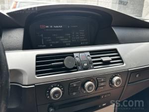 Grey BMW 525 2005 in Riga, with an engine capacity of 3.00 L and mileage of 318 thousand km for 3200 €, photo 21 on AUTOMOTO.COM.LV