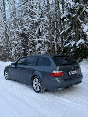 Pelēks BMW 525 2005 Viļņa, ar dzinēja tilpumu 2.50 L un nobraukumu 370 tūkst. km par 2000 €, foto 5 vietnē AUTOMOTO.COM.LV