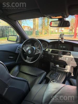 Pelēks BMW 525 2005 Rīga, ar dzinēja tilpumu 2.50 L un nobraukumu 400 tūkst. km par 3900 €, foto 3 vietnē AUTOMOTO.COM.LV