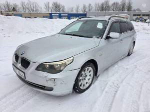 Pelēks BMW 525 2005 Šauļi, ar dzinēja tilpumu 2.50 L un nobraukumu 300 tūkst. km par 1100 €, foto 2 vietnē AUTOMOTO.COM.LV