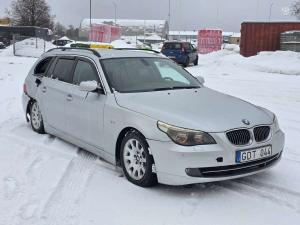 Pelēks BMW 525 2005 Šauļi, ar dzinēja tilpumu 2.50 L un nobraukumu 300 tūkst. km par 1100 €, foto 4 vietnē AUTOMOTO.COM.LV