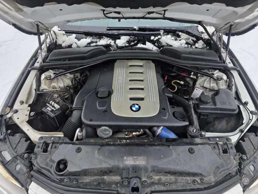 Pelēks BMW 525 2005 Šauļi, ar dzinēja tilpumu 2.50 L un nobraukumu 300 tūkst. km par 1100 €, foto 8 vietnē AUTOMOTO.COM.LV