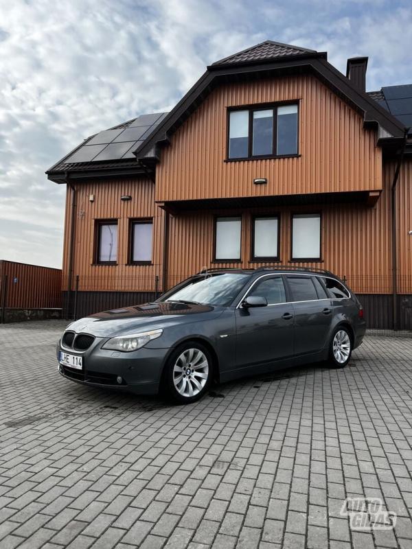Pelēks BMW 525 2005 Klaipėda, ar dzinēja tilpumu 2.50 L un nobraukumu 395 tūkst. km par 2350 €, foto 1 vietnē AUTOMOTO.COM.LV