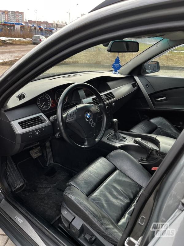 Pelēks BMW 525 2005 Klaipėda, ar dzinēja tilpumu 2.50 L un nobraukumu 395 tūkst. km par 2350 €, foto 7 vietnē AUTOMOTO.COM.LV
