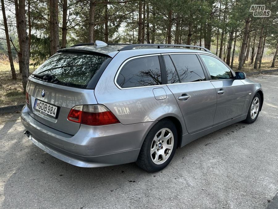 Grey BMW 525 2005 in Vilnius, with an engine capacity of 2.50 L and mileage of 245 thousand km for 2400 €, photo 4 on AUTOMOTO.COM.LV