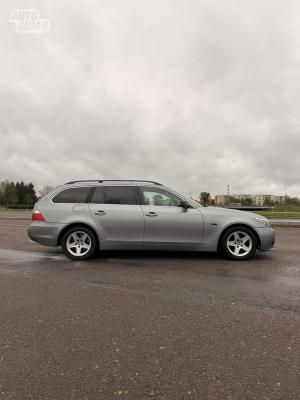Pelēks BMW 525 2005 Kauņa, ar dzinēja tilpumu 3.00 L un nobraukumu 440 tūkst. km par 2700 €, foto 3 vietnē AUTOMOTO.COM.LV