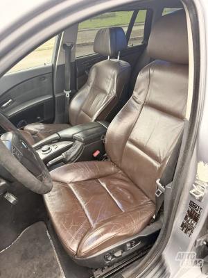 Pelēks BMW 525 2005 Kauņa, ar dzinēja tilpumu 3.00 L un nobraukumu 440 tūkst. km par 2700 €, foto 13 vietnē AUTOMOTO.COM.LV